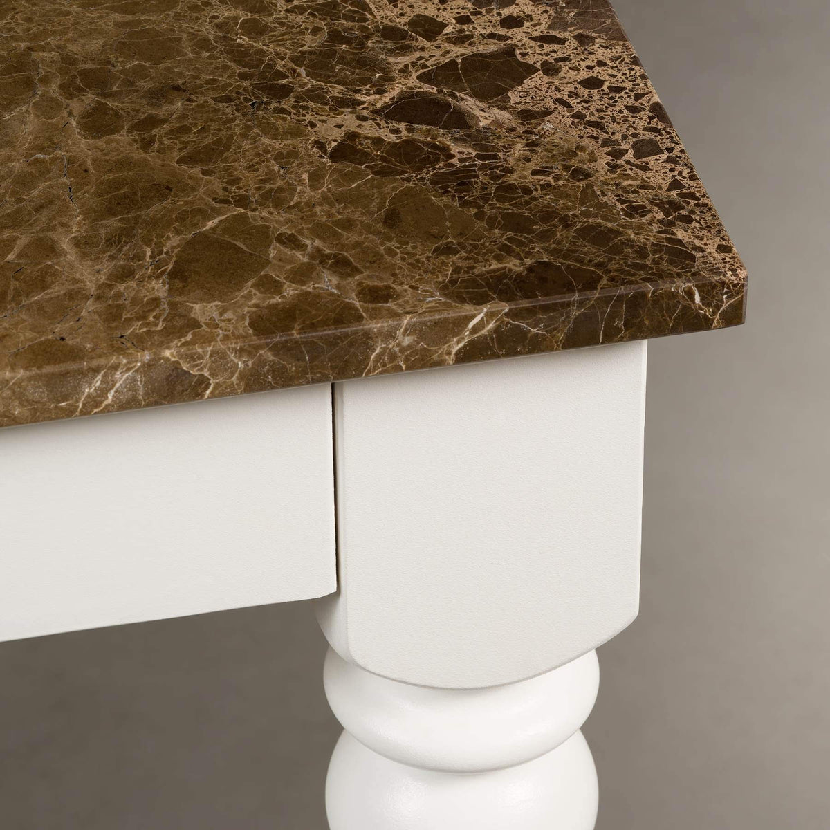 Marble dining table “Louisiana” – MAGNA Atelier